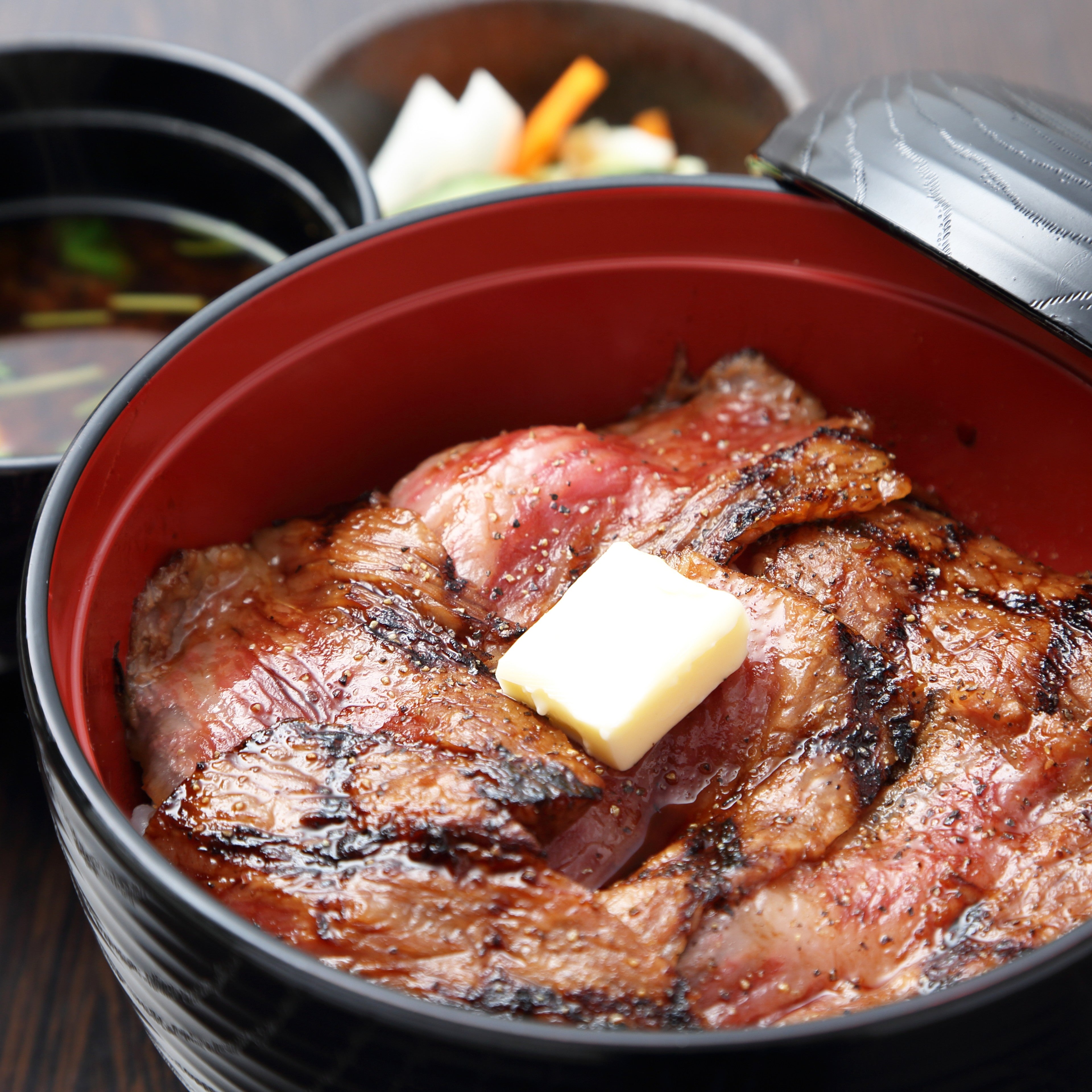 赤坂の名店で 美味しくエネルギーチャージ｜SENLY